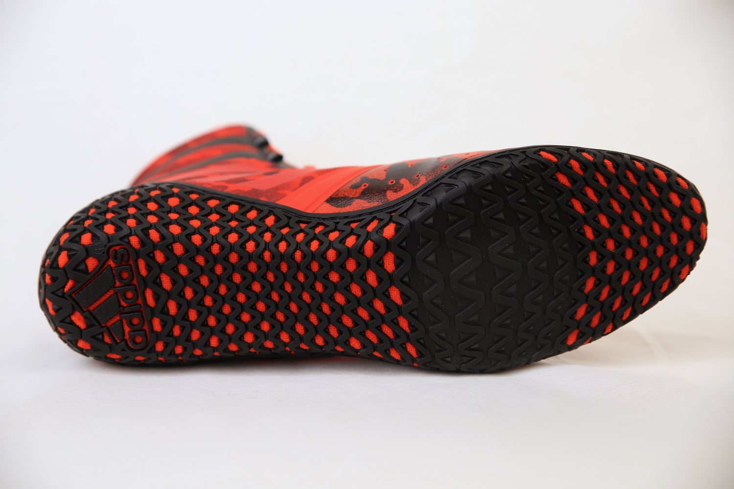Adidas Flying Impact painikenkä tietopaketti - Painikengat.fi
